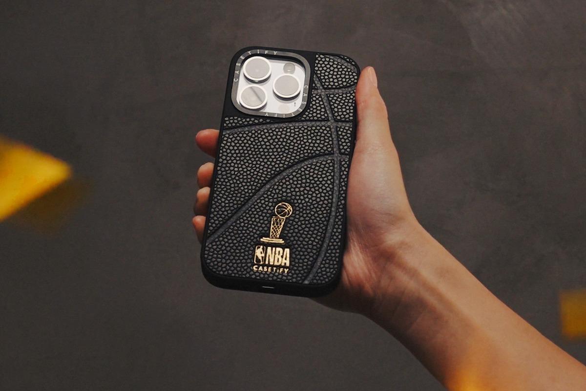 NBA x CASETiFY第3度合作 限量仿籃球皮革手機殼回歸 | am730